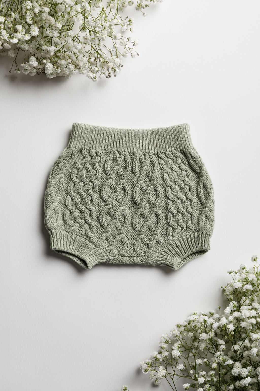 Isla and Fraser | Knitted Baby Bloomers | Cable Knit | Sage Green – Isla & Fraser