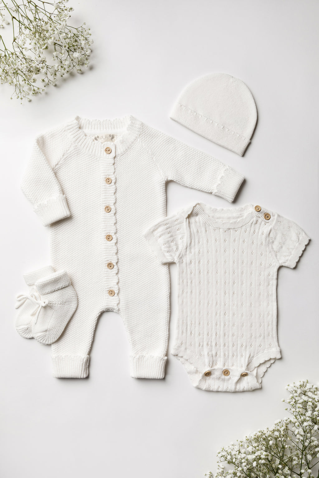 Isla and Fraser | Coming Home Gift Set for a Newborn | White – Isla ...